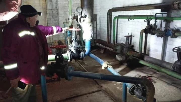 About 300 high-rise buildings in Kyiv remain without heating after ...