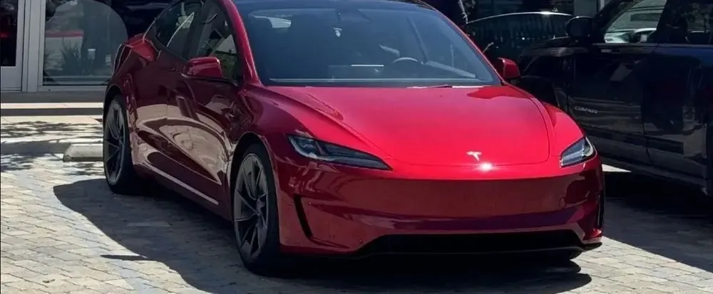 Tesla reveals details about the new sports version of the Model 3 | УНН