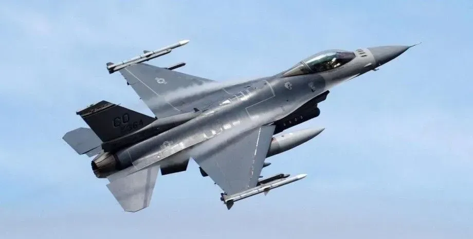 There are pilots who are completing training on F-16 - Yevlash | УНН