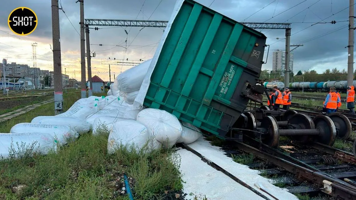 Five railroad cars carrying nitrogen fertilizer derail in Togliatti ...