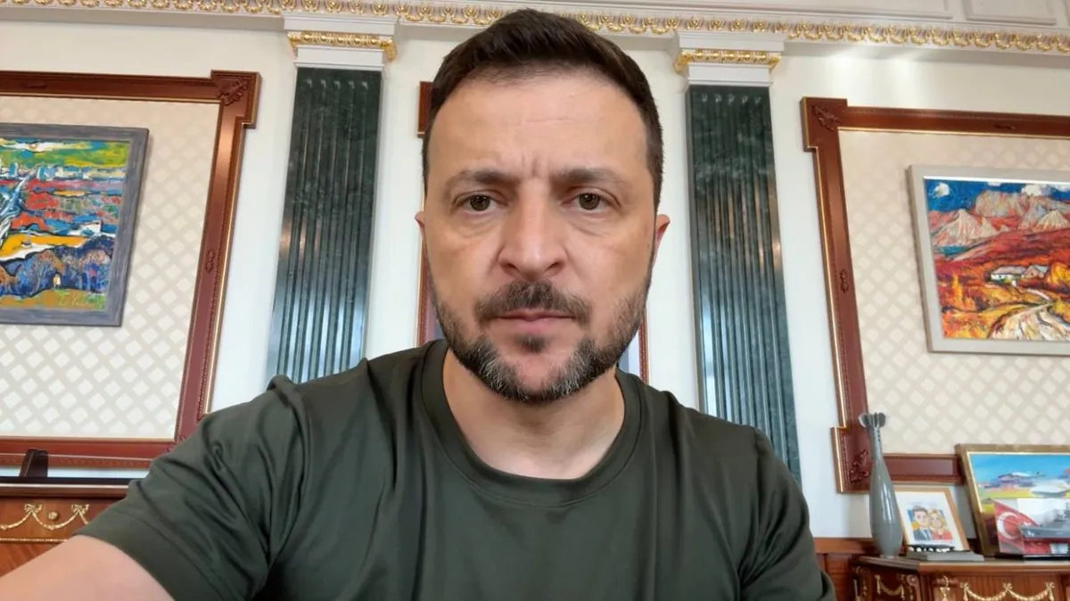 Zelensky discusses Victory Plan and situation at the front with Syrsky ...