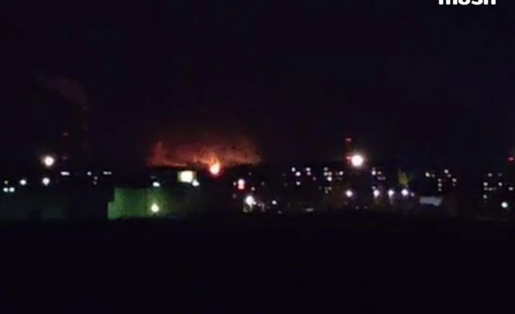 A powerful explosion was heard at one of the largest oil refineries in ...