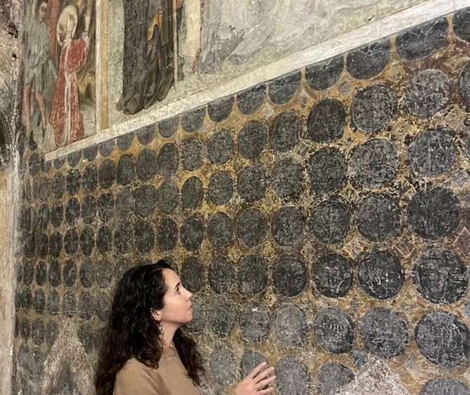 У церкві в Італії знайшли фреску з незвичайним ісламським елементом Читайте на Ukr Net