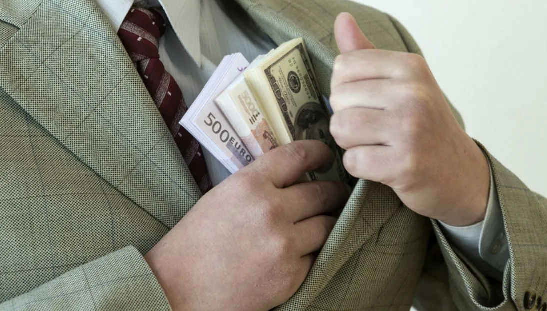 Chief Customs Officer of Ukraine concealed luxury real estate near Kyiv ...