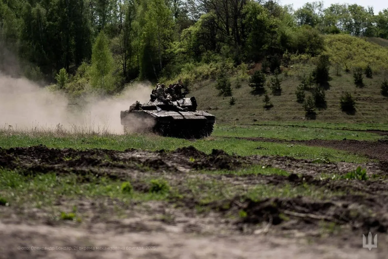 Two-thirds of the fighting is in three directions: the General Staff ...