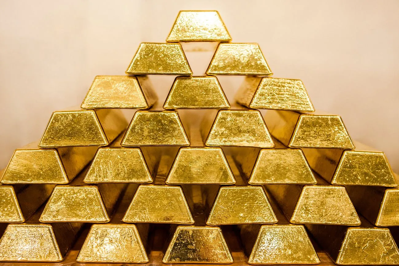 Gold hits two-week high on US debt caution | УНН