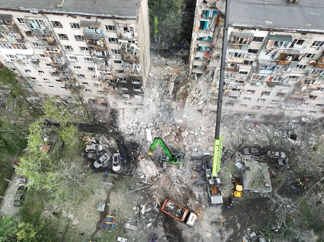 In Kyiv, there may be from 4 to 14 people under the rubble - Head of ...