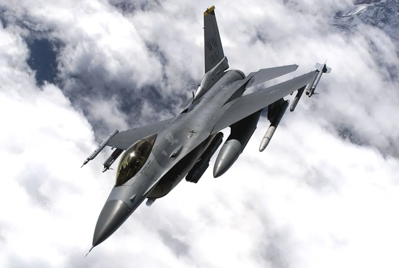 F-16 pilot Ustymenko's death: President ordered to investigate all ...