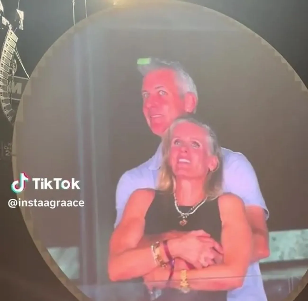 "Kiss Cam" exposed IT giant CEO's office romance at Coldplay concert | УНН