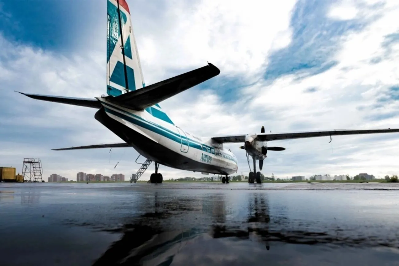 У росії розбився пасажирський літак Ан-24 з 46 людьми на борту: що відомо про їх долю. Читайте ...