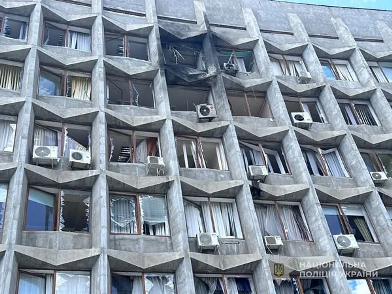 Russian drone hit the center of Sumy, damaging the building of the Regional State Administration ...