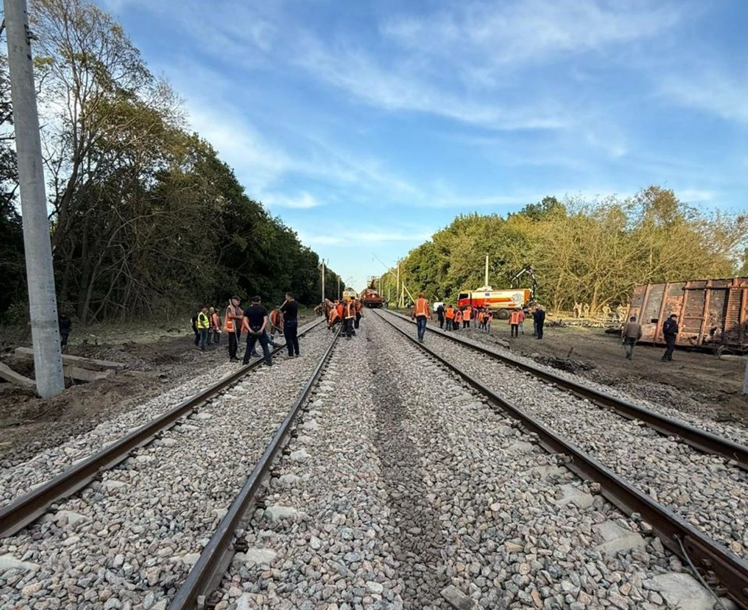 Train traffic restored on the Vasylkiv-1 - Boiarka section near Kyiv | УНН