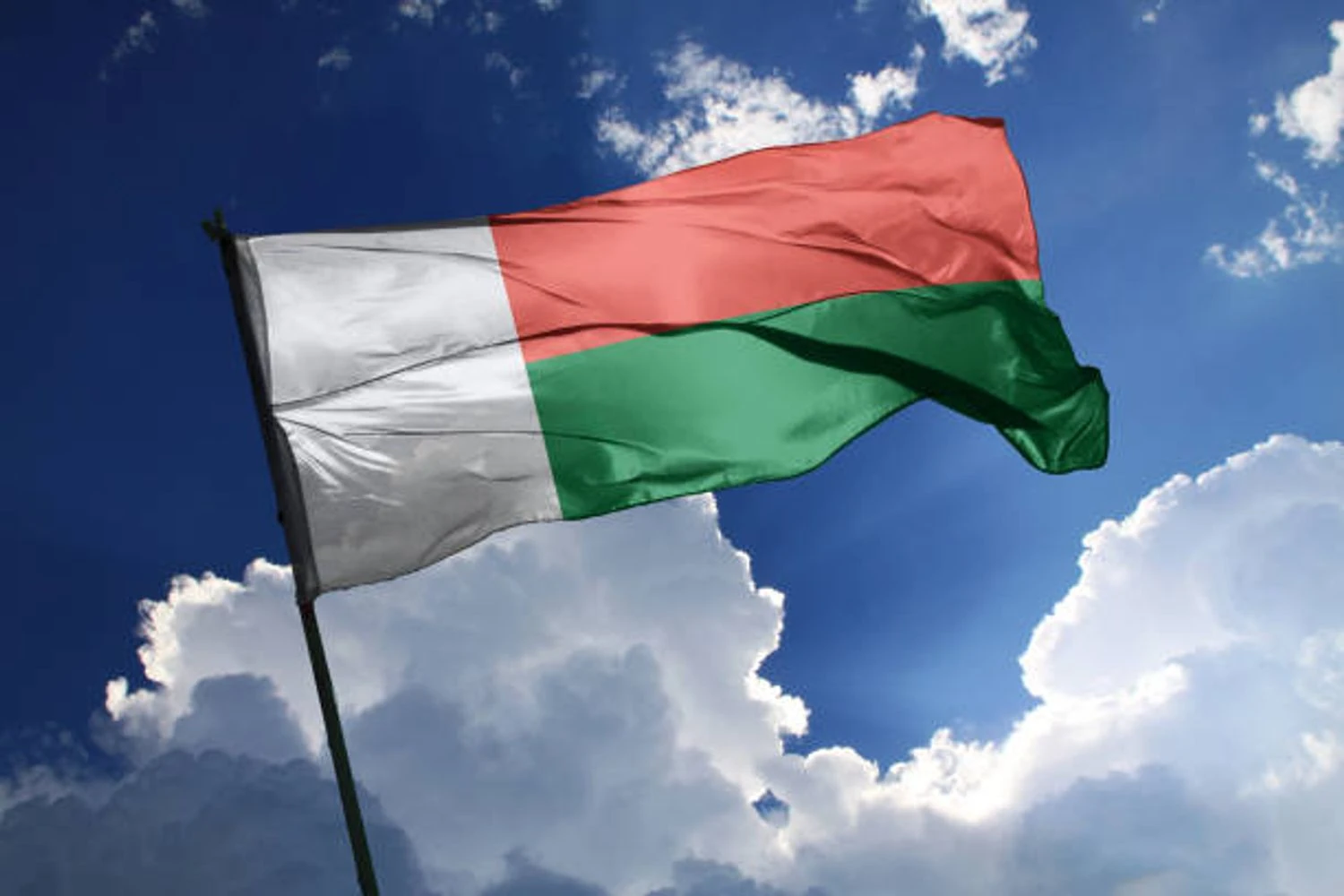 Elite military unit in Madagascar claims to seize power - media | УНН