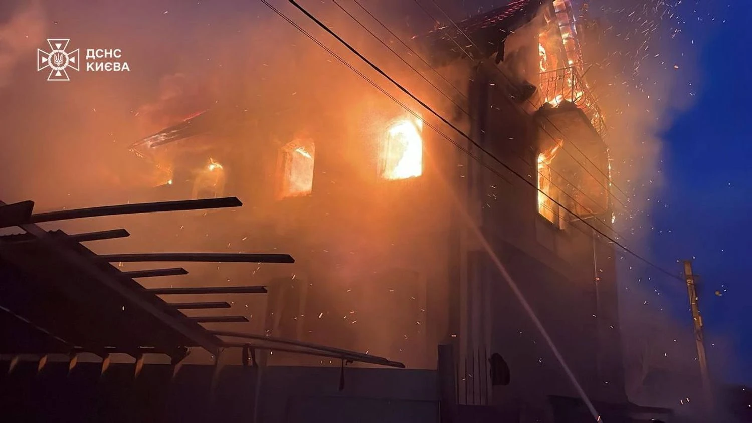 Numerous fires and destruction: first photos of the consequences of the ...