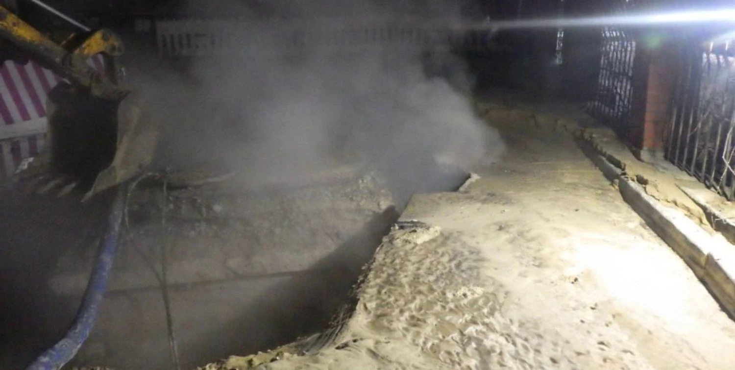 In Kyiv, a girl fell into a pit of boiling water: law enforcement ...