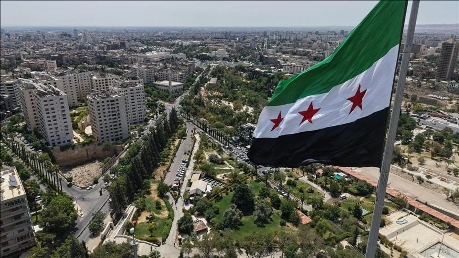 Syrian government forces stormed Raqqa, continuing their offensive on ...