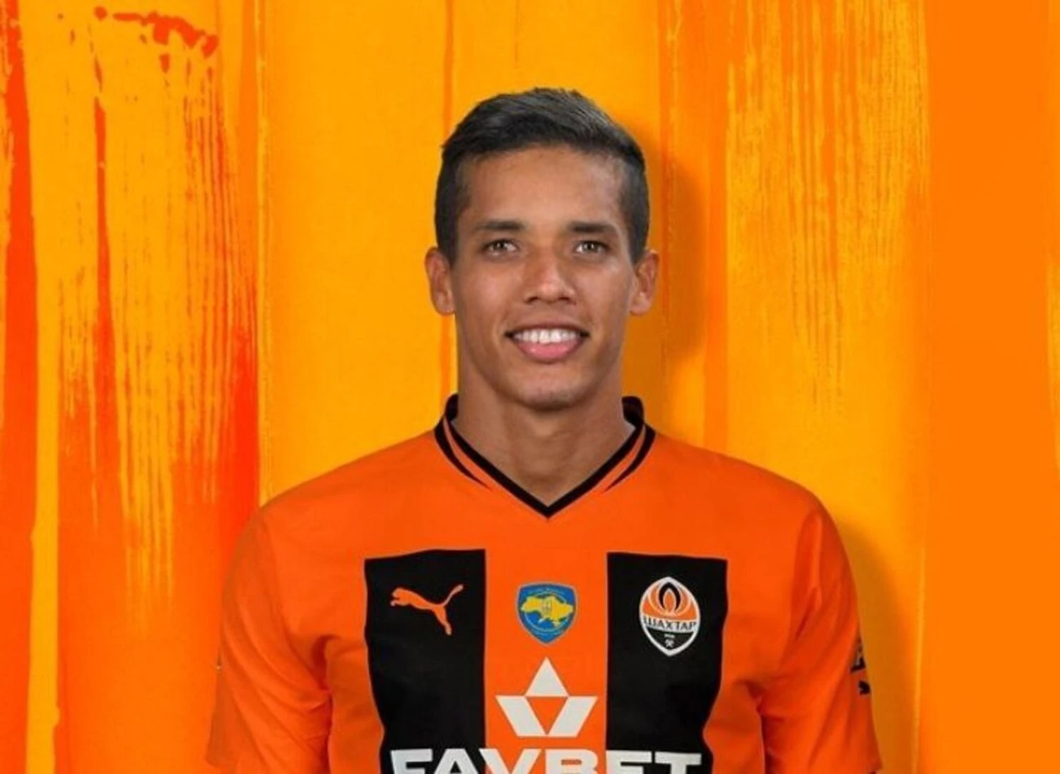 Футболист "Шахтера" Педриньо оформляет украинское гражданство и может ...