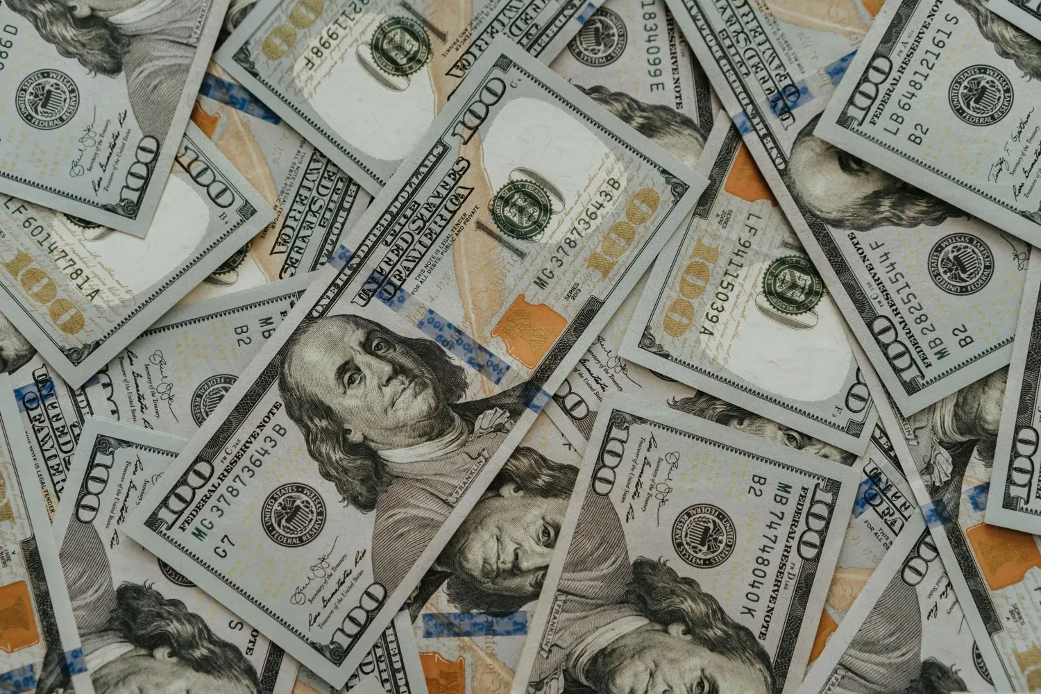 Dollar at 44 hryvnias - currency crisis or a natural process | УНН