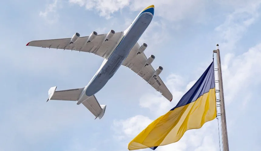 Blue sky and yellow field: economist explains how the colors of Ukraine ...