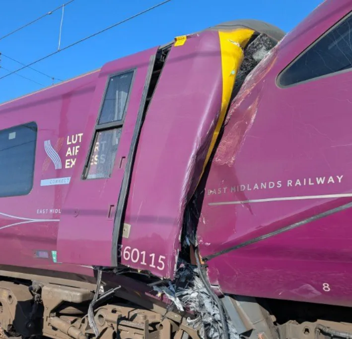Nearly 90 people were injured in a train collision in England, 11 in ...
